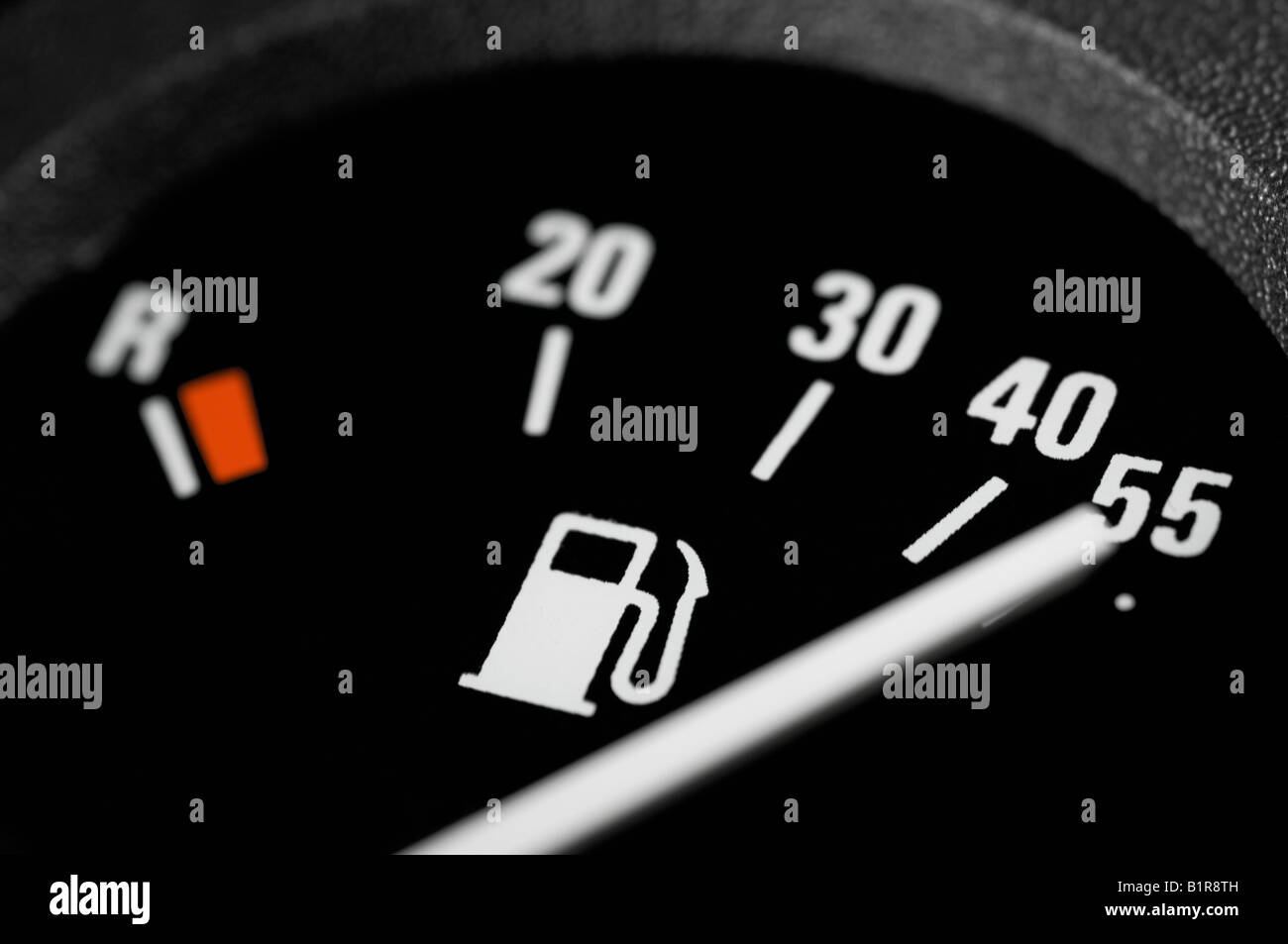 Petrol station indicator hi-res stock photography and images - Alamy