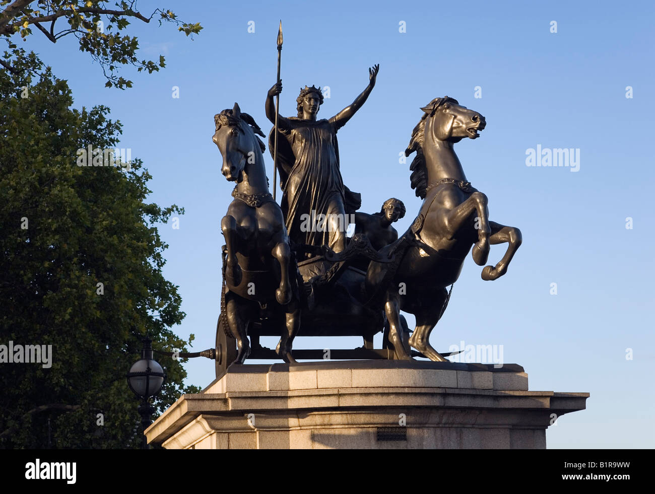 London, England, UK. Statue of Boudicca near Westminster Bridge Stock ...