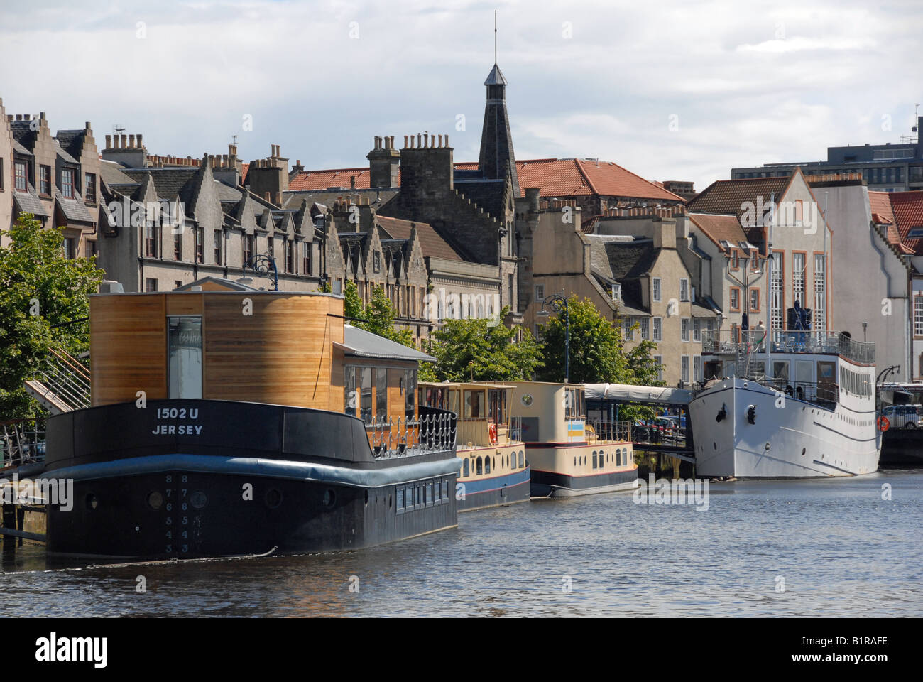 Leith waterfront in the sun Stock Photo - Alamy