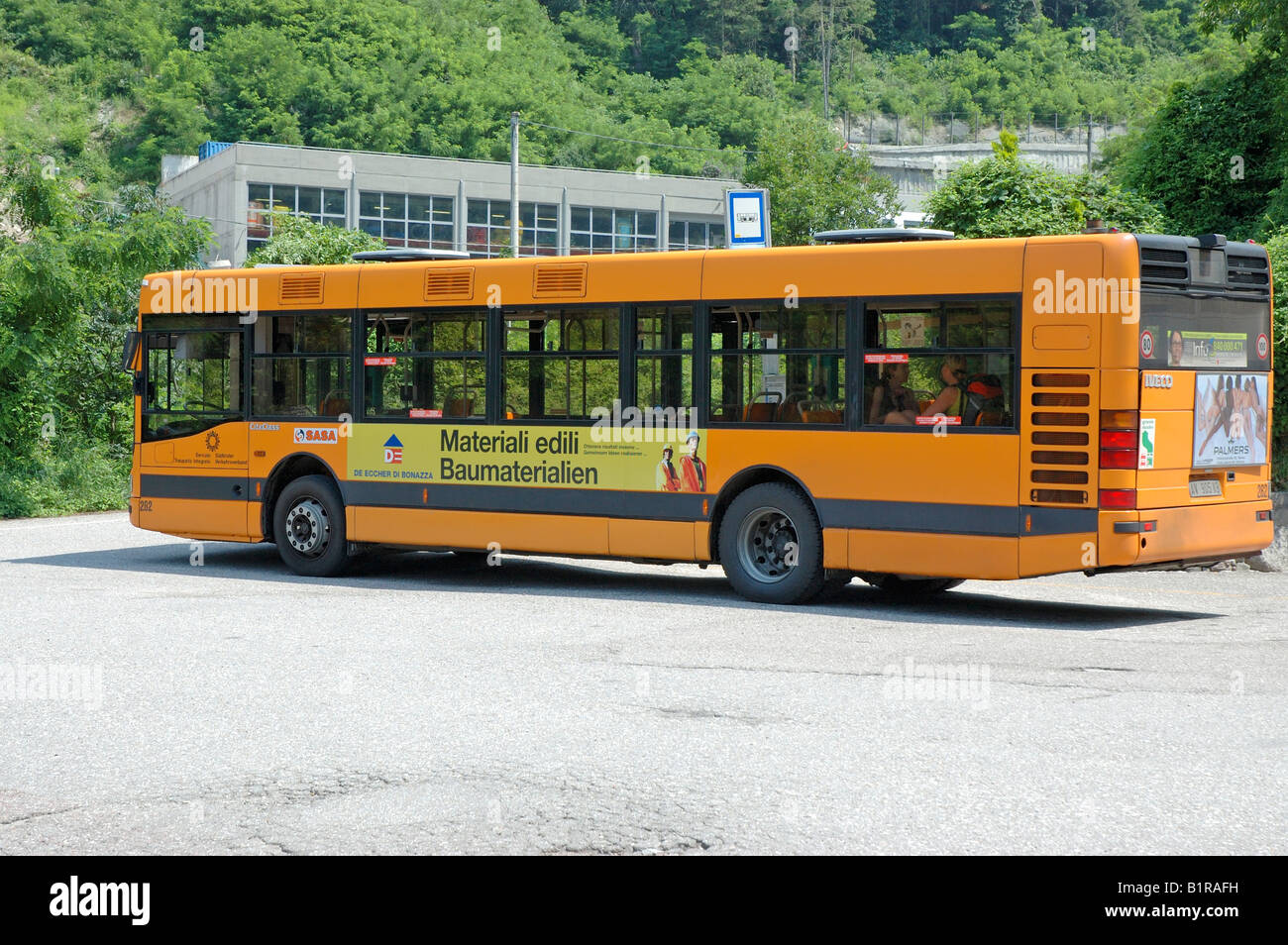 Provincial bus hi-res stock photography and images - Alamy