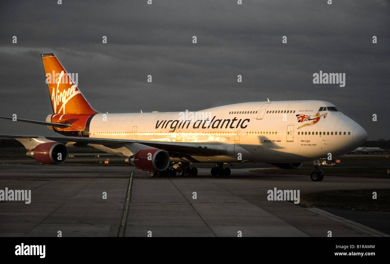 Virgin Atlantic Boeing 747-400 Stock Photo - Alamy