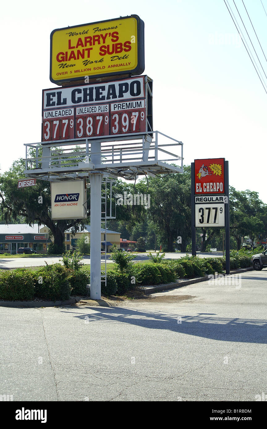 Americana - Road signs seen in Georgia Stock Photo - Alamy