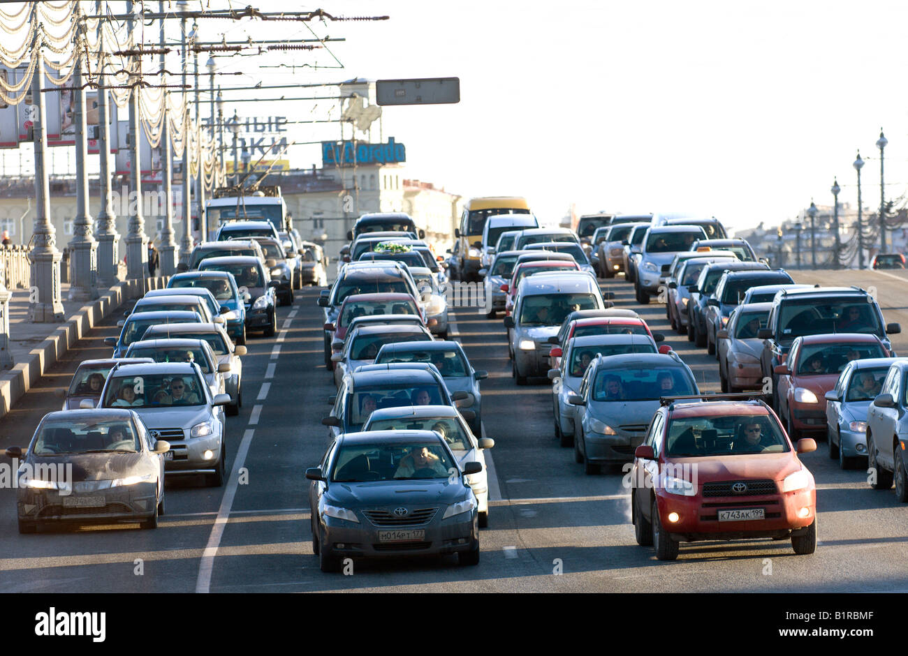 Rush hour Traffic Moscow Russian Federation Stock Photo - Alamy