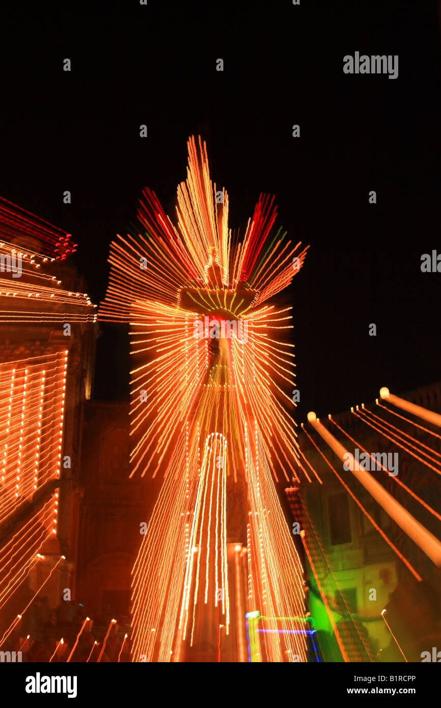 Zoomed lights hi-res stock photography and images - Alamy