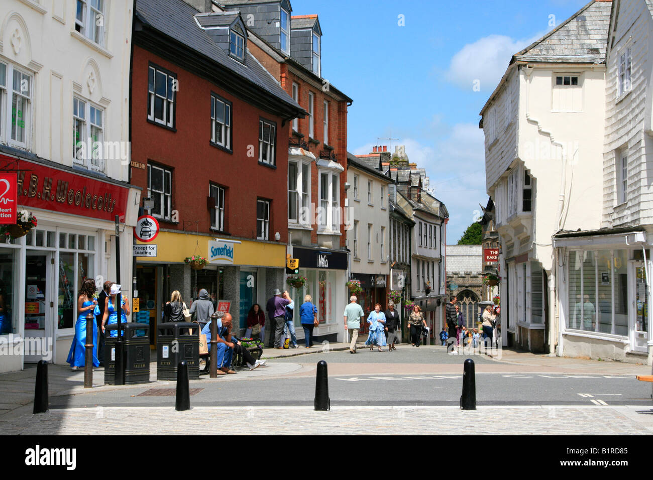 Launceston town square cornwall hi-res stock photography and images - Alamy