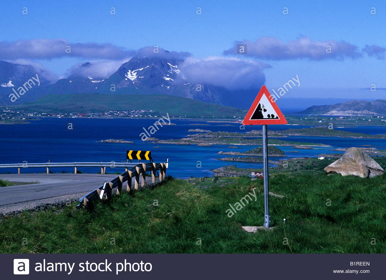 Norwegian Road Sign Stock Photos & Norwegian Road Sign Stock Images - Alamy