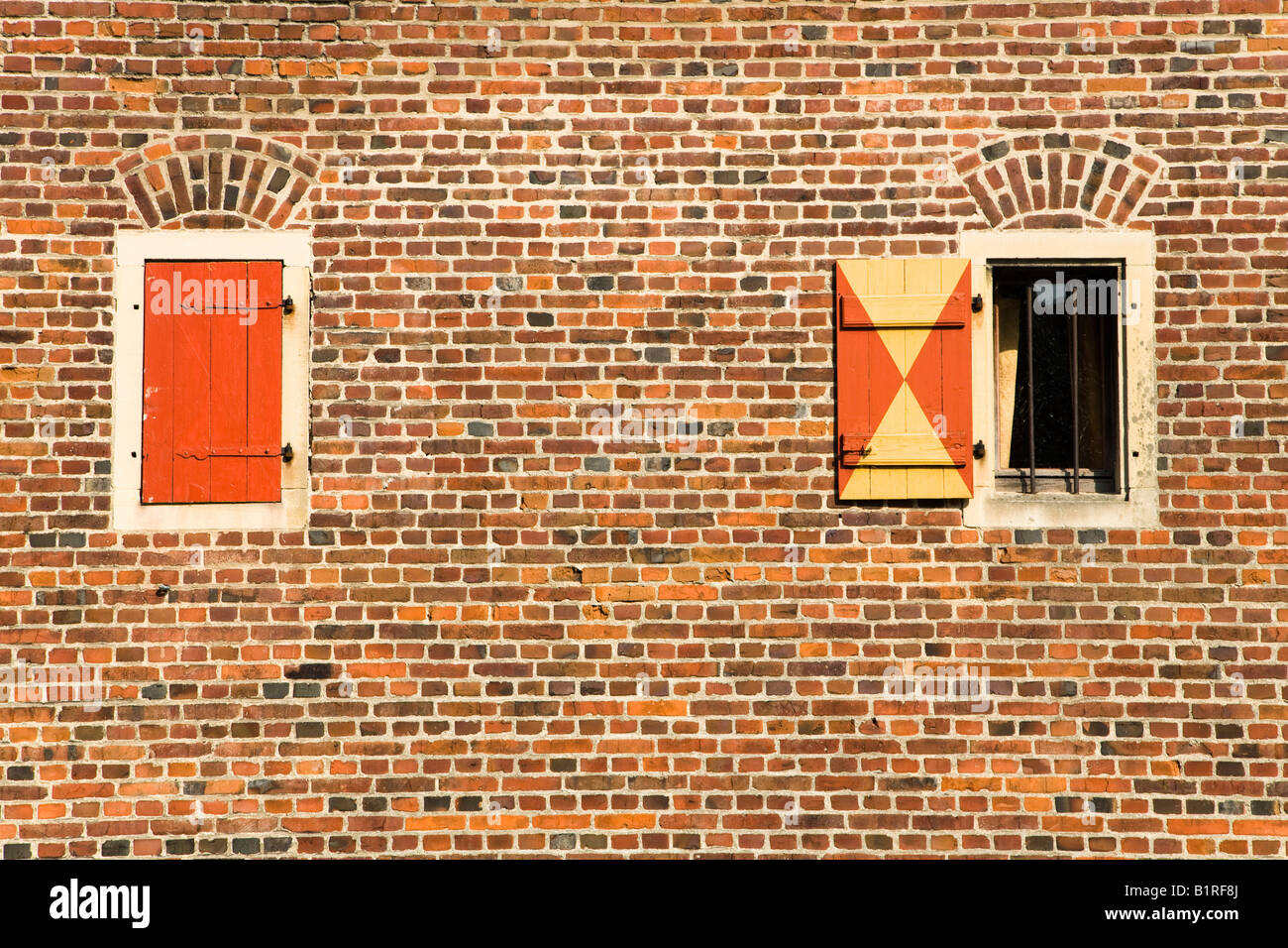 Window in a brick wall, Raesfeld Moated Castle, 17th century, Raesfeld ...