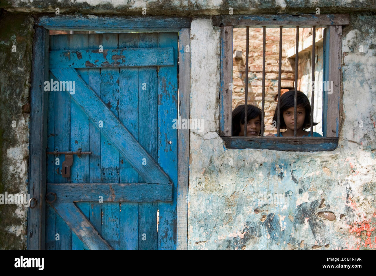 India slums child High Resolution Stock Photography and Images - Alamy