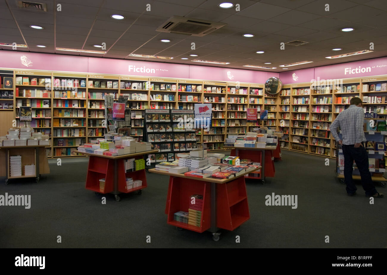 Foyles bookstore interior charing cross hi-res stock photography and ...