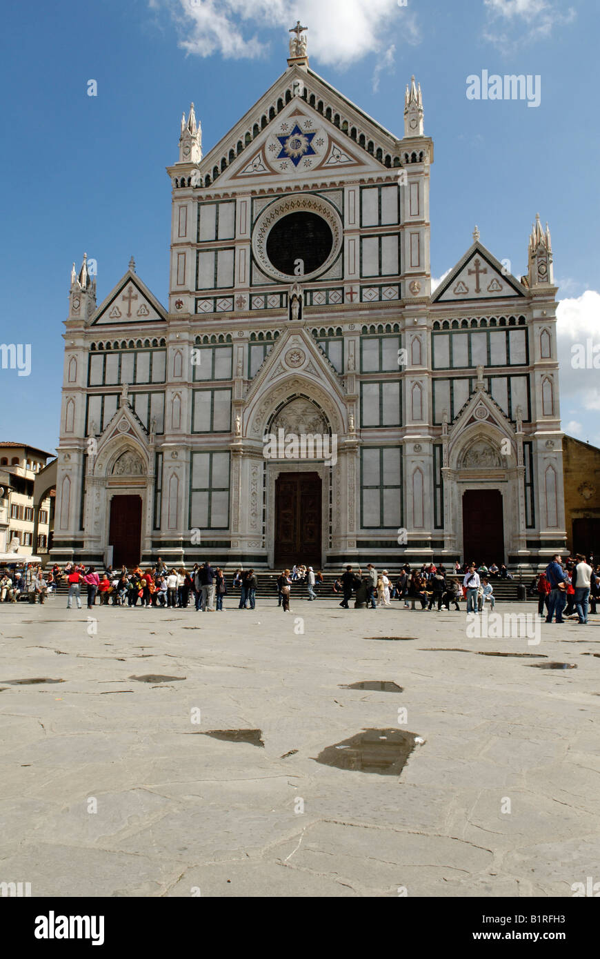 Santa croce square hi-res stock photography and images - Alamy