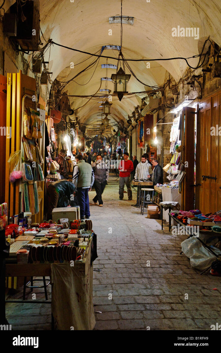 Syria market street stall hi-res stock photography and images - Alamy