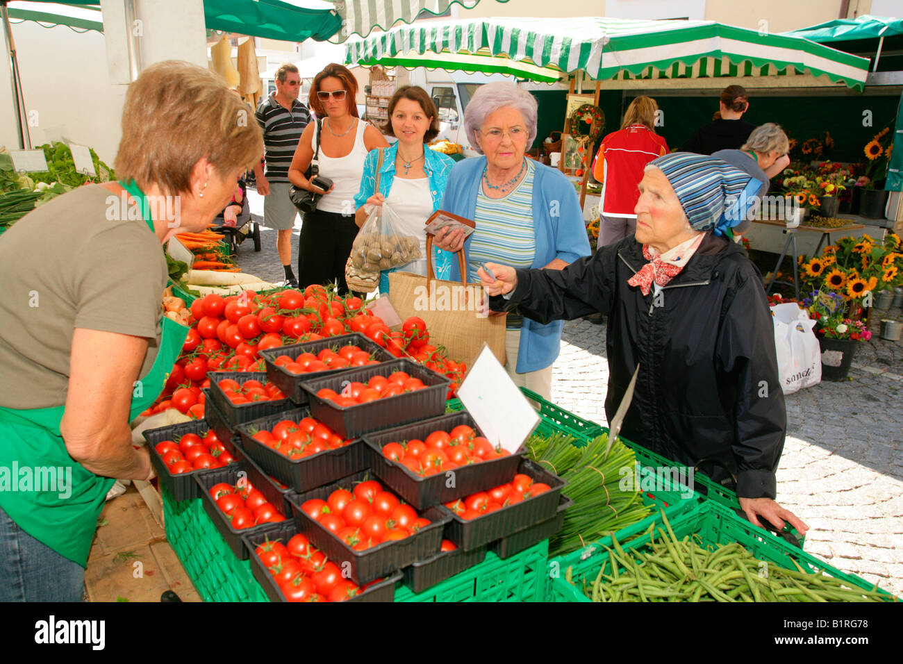 Produce stand at a weekly farmer's market in Muehldorf am Inn, Upper ...