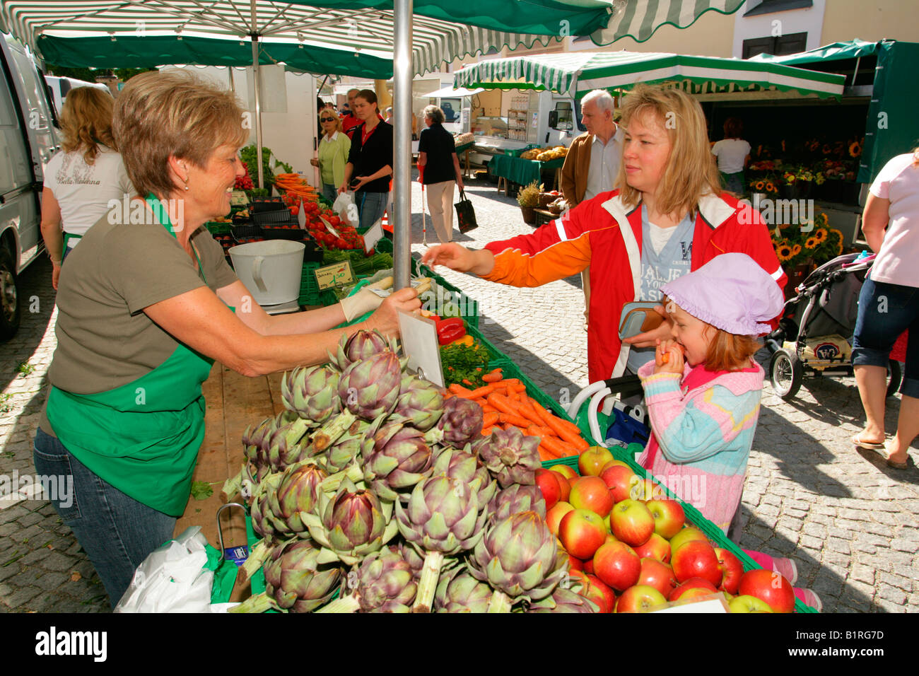 Produce stand at a weekly farmer's market in Muehldorf am Inn, Upper ...