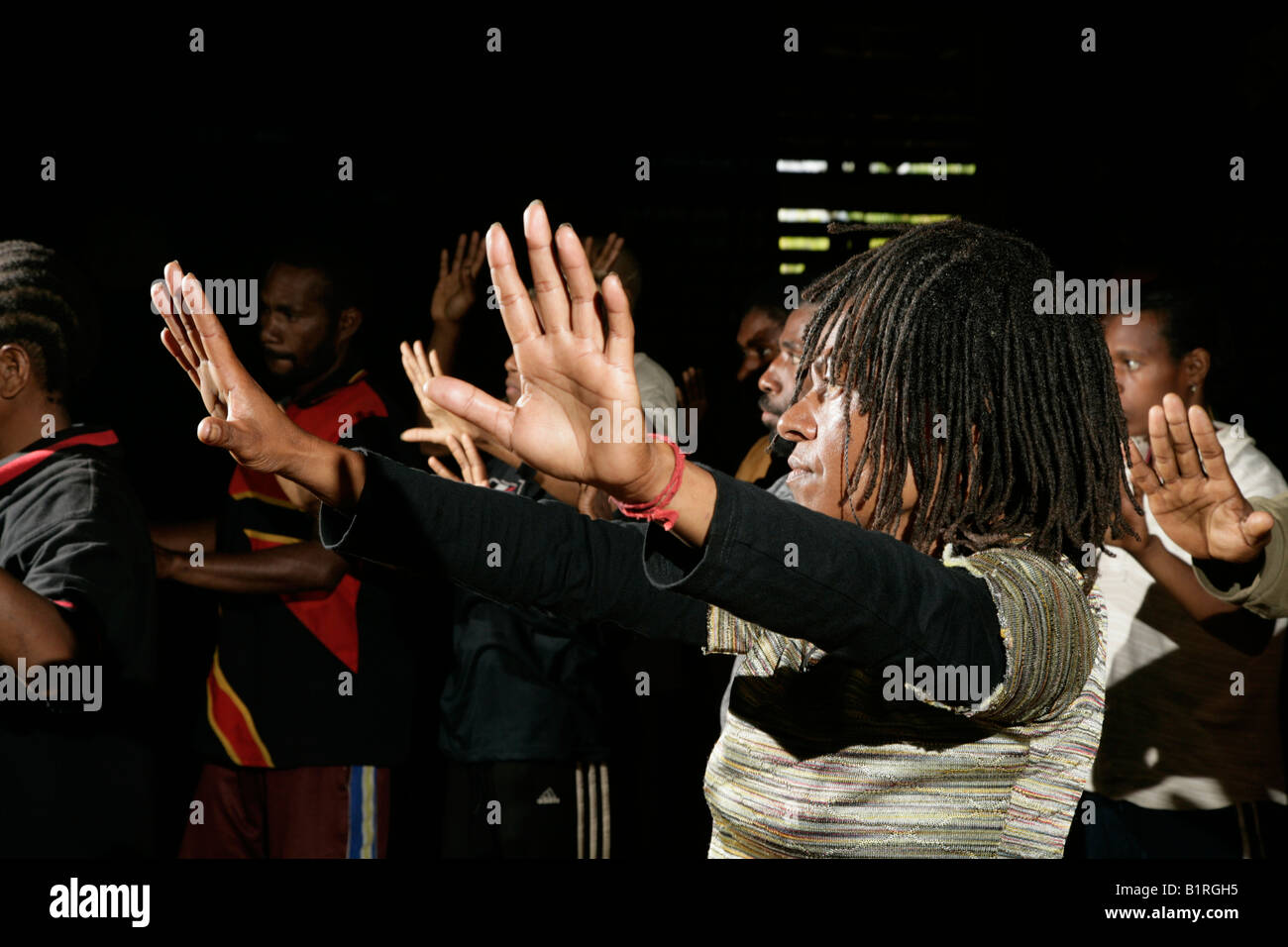 Women dancing as part of a workshop, Raun Raun Theatre, Goroka, Papua ...