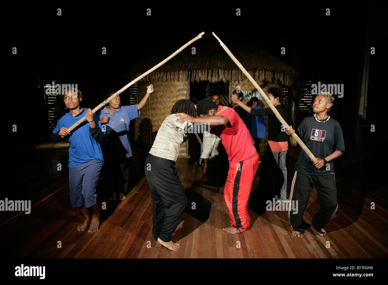 Women dancing as part of a workshop, Raun Raun Theatre, Goroka, Papua ...