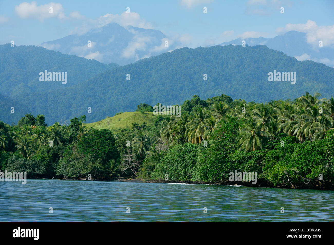 Papua new guinea landscape hi-res stock photography and images - Alamy