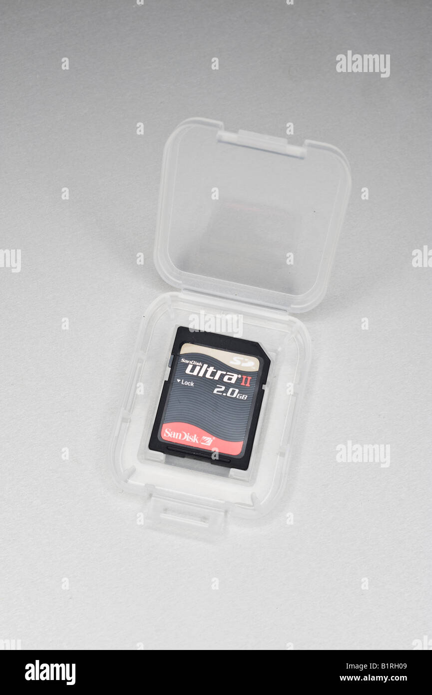 Mit einer karte hi-res stock photography and images - Alamy