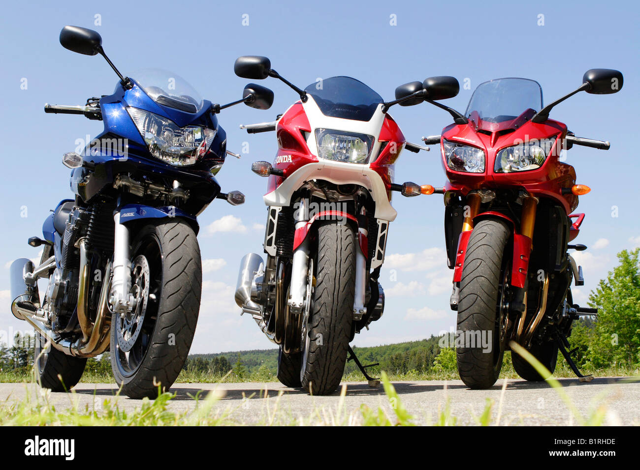 Three motorbikes hi-res stock photography and images - Alamy