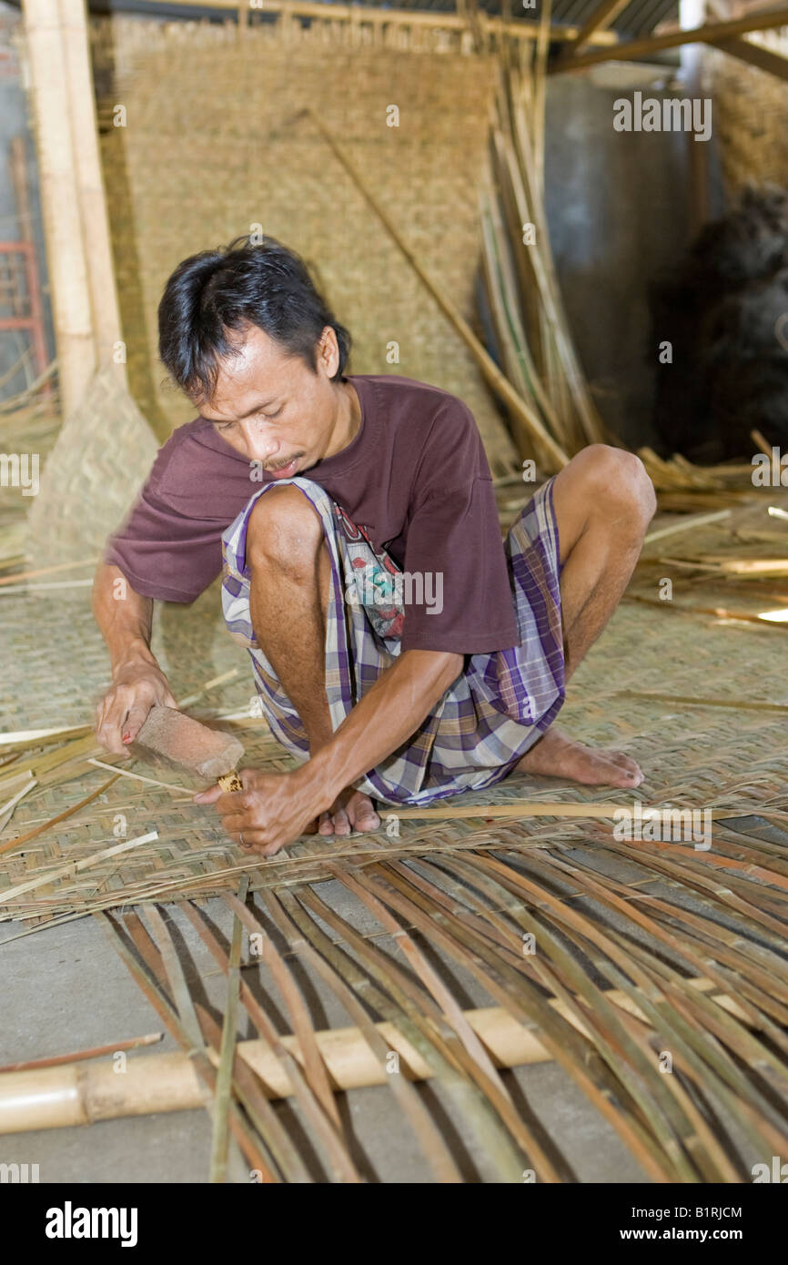 Straw Mats High Resolution Stock Photography and Images - Alamy
