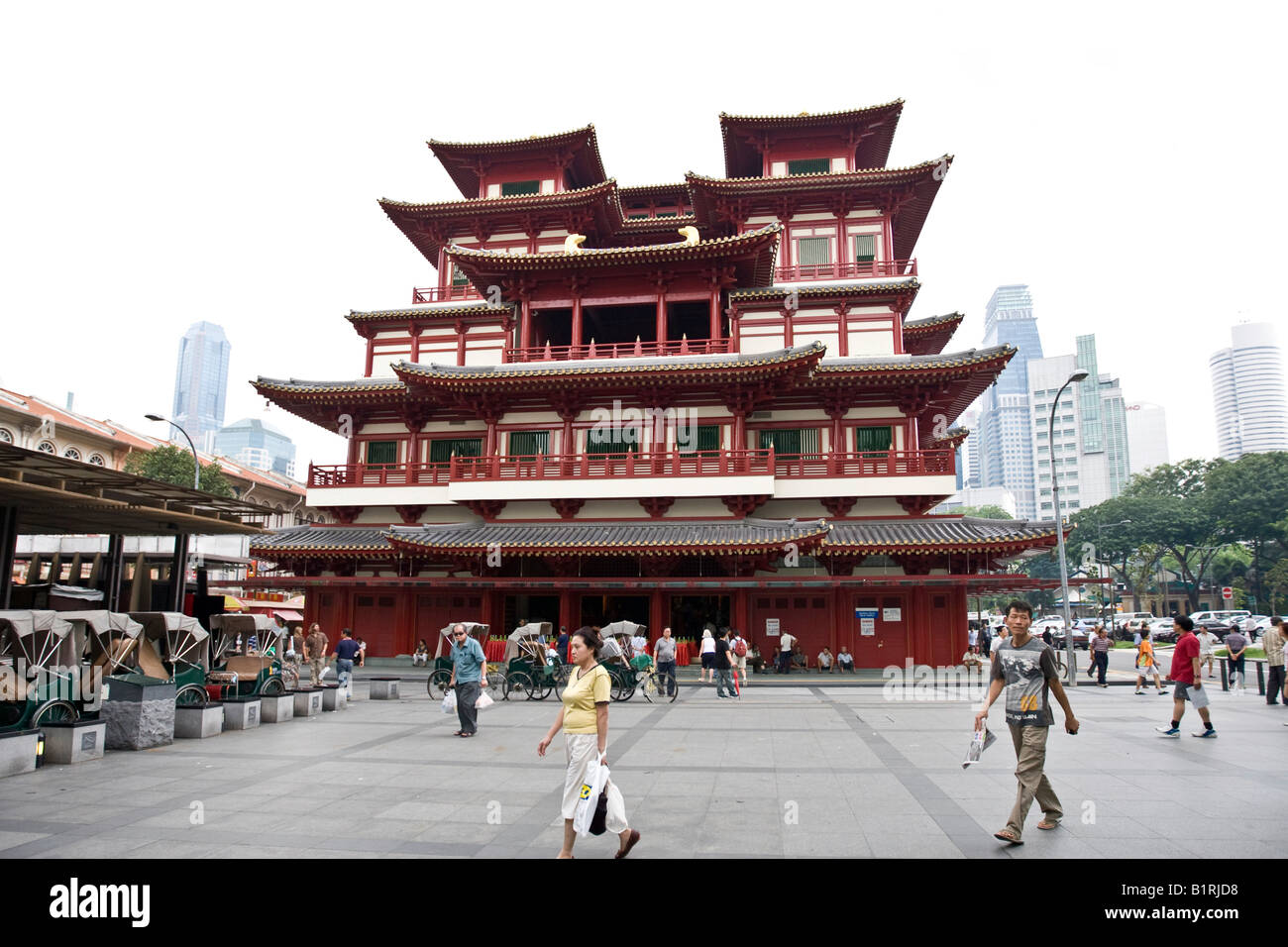 Thong Hood Cho Temple on Waterloo Street, Singapore, Southeast Asia ...