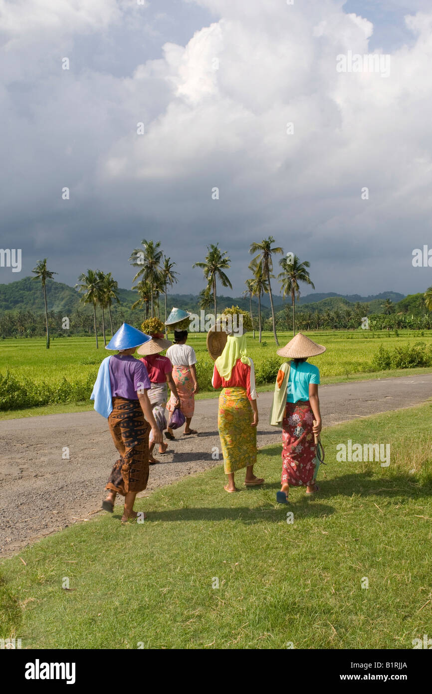 Village work hi-res stock photography and images - Alamy