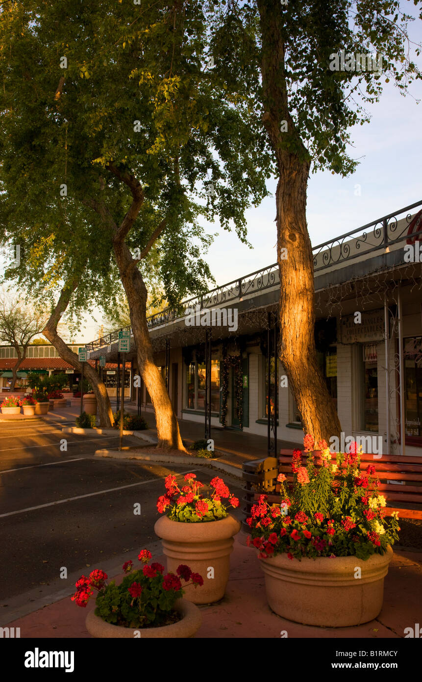 Downtown scottsdale hi-res stock photography and images - Alamy