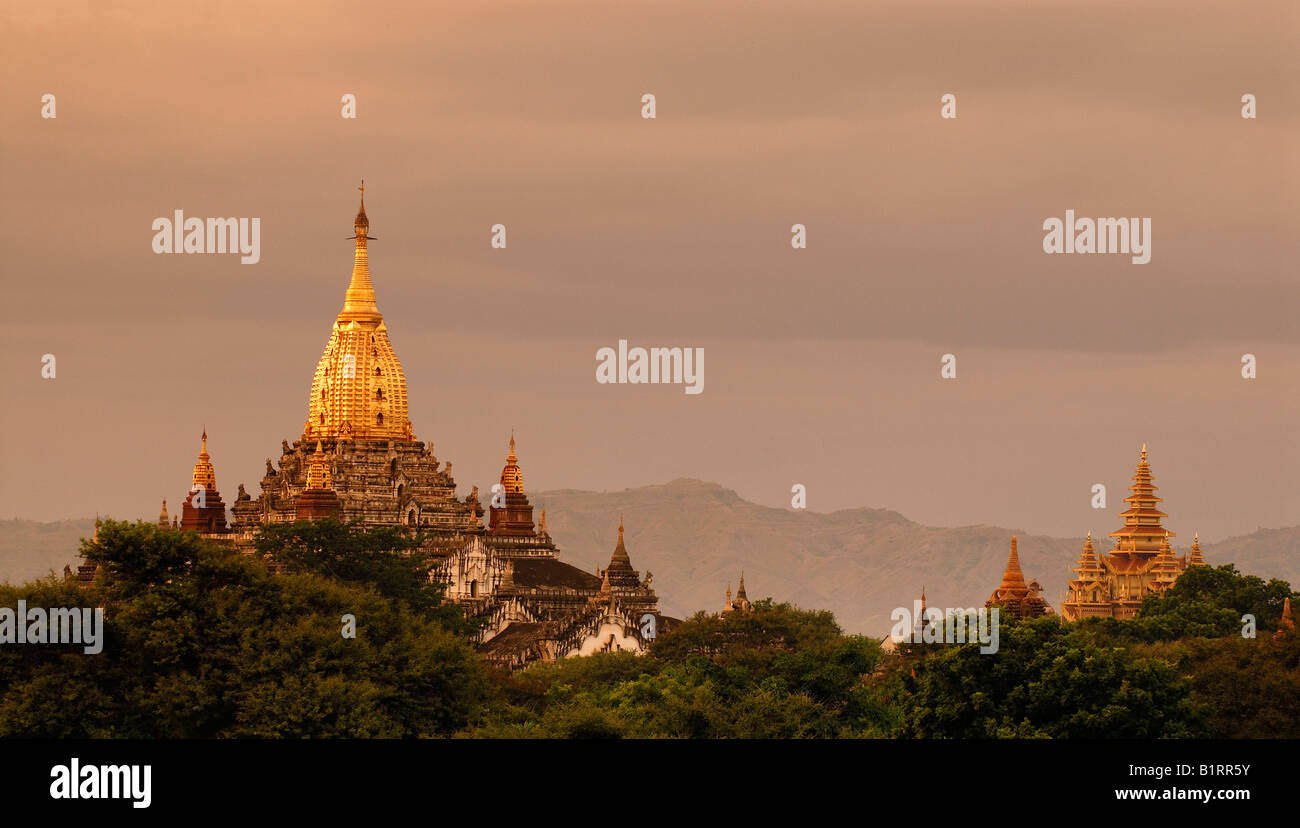 Ananda Temple at dusk, Bagan, Burma, Myanmar, Southeast Asia Stock ...