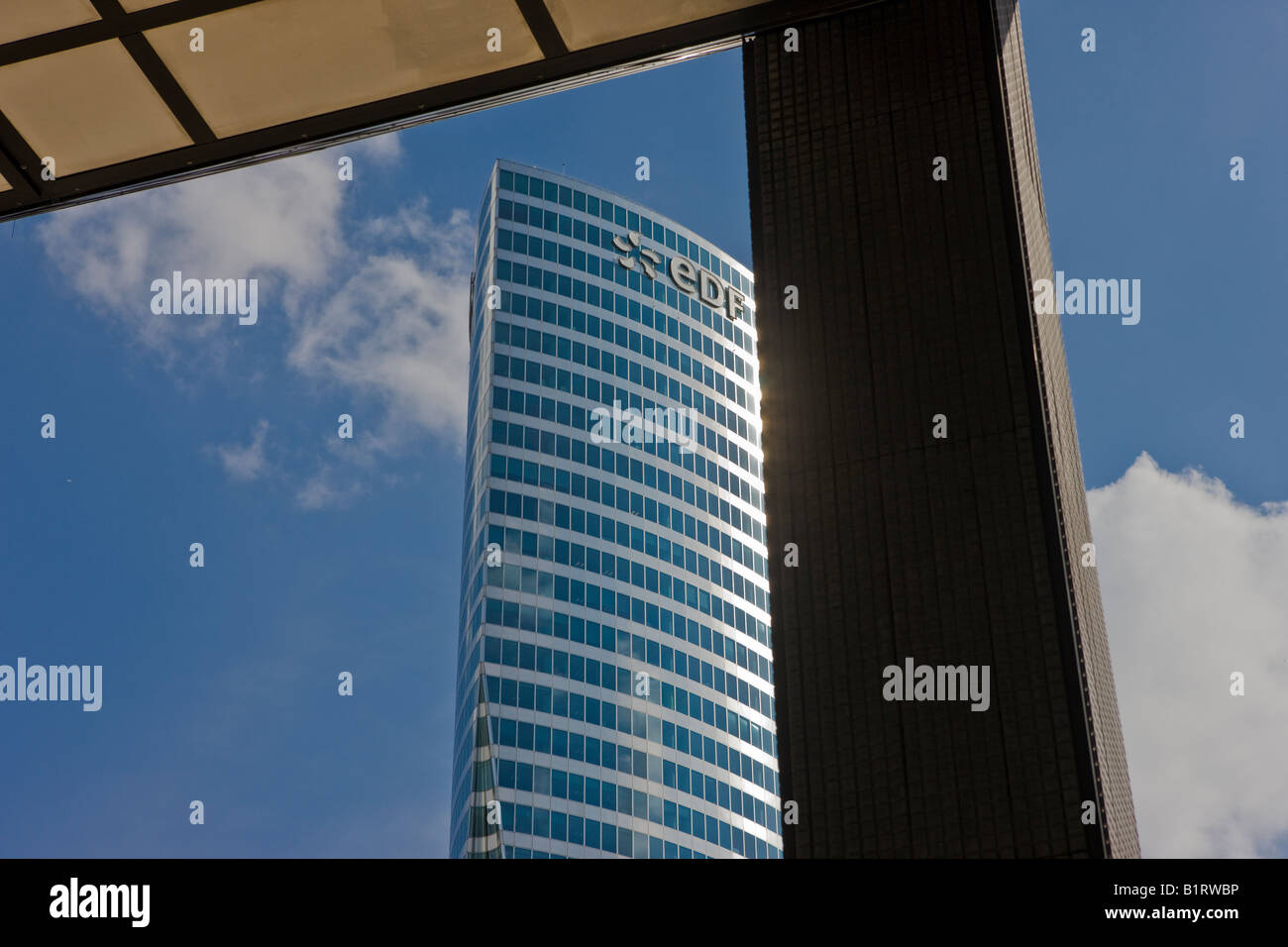 Electricity building paris hi-res stock photography and images - Alamy