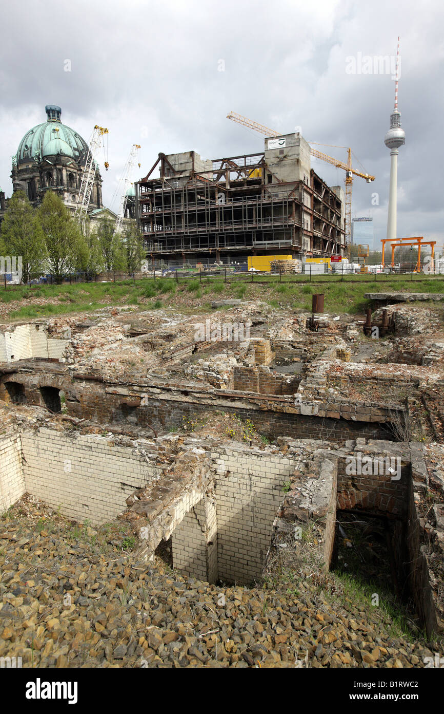 Foundations of the Berlin Castle on the Castle Square, Schlossplatz, in ...