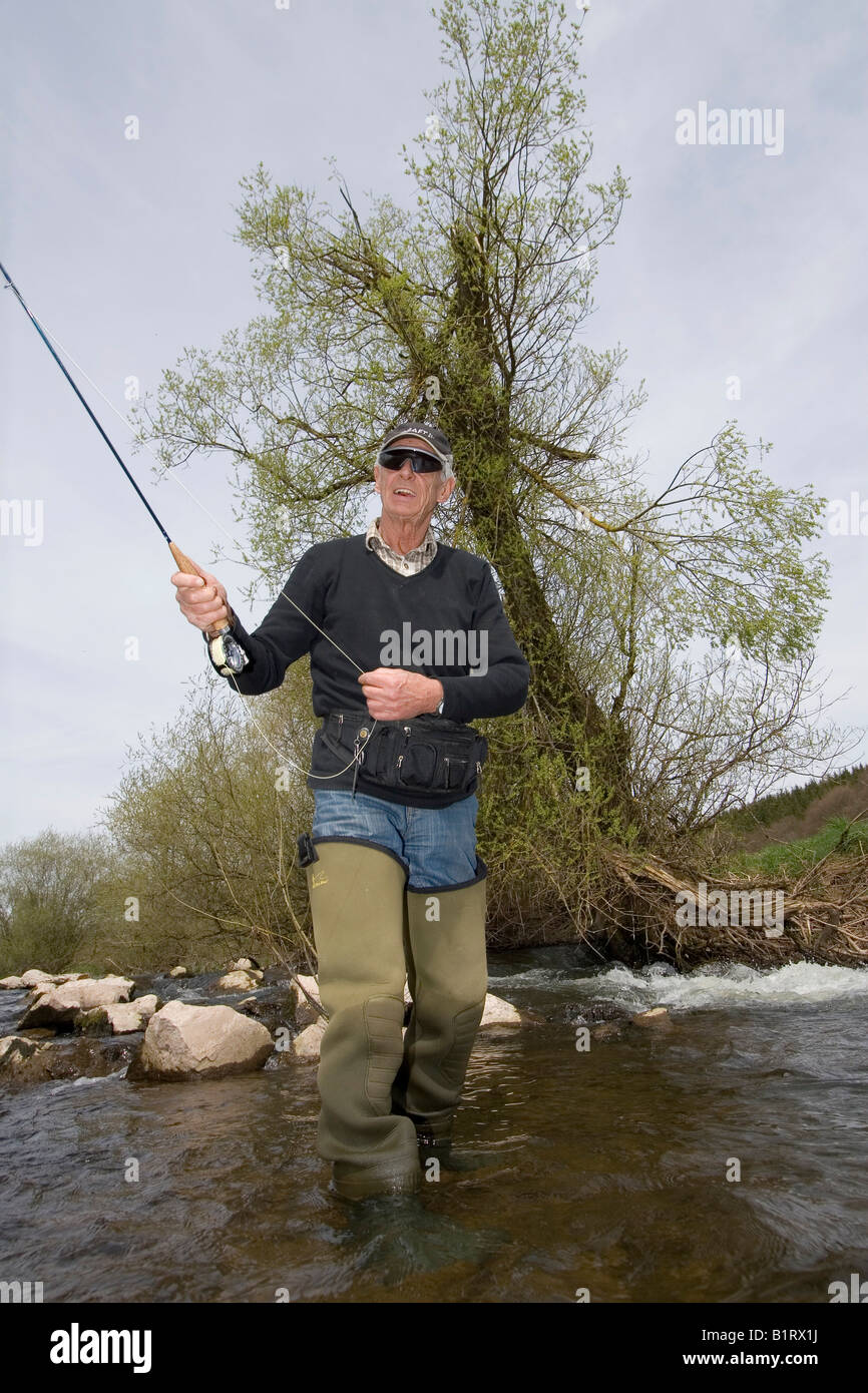 Headdress fishermen hi-res stock photography and images - Alamy