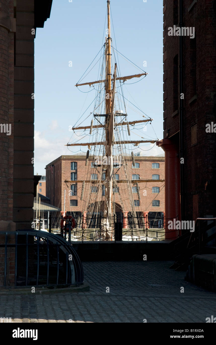 tall masts Albert Dock Stock Photo - Alamy