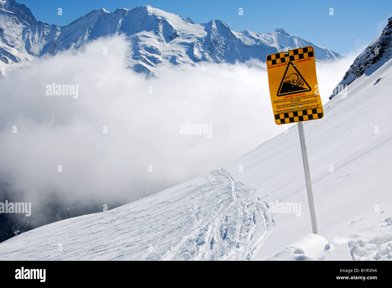 Avalanche warning sign at the St. Gervais-Mont Blanc ski area, Savoyen ...