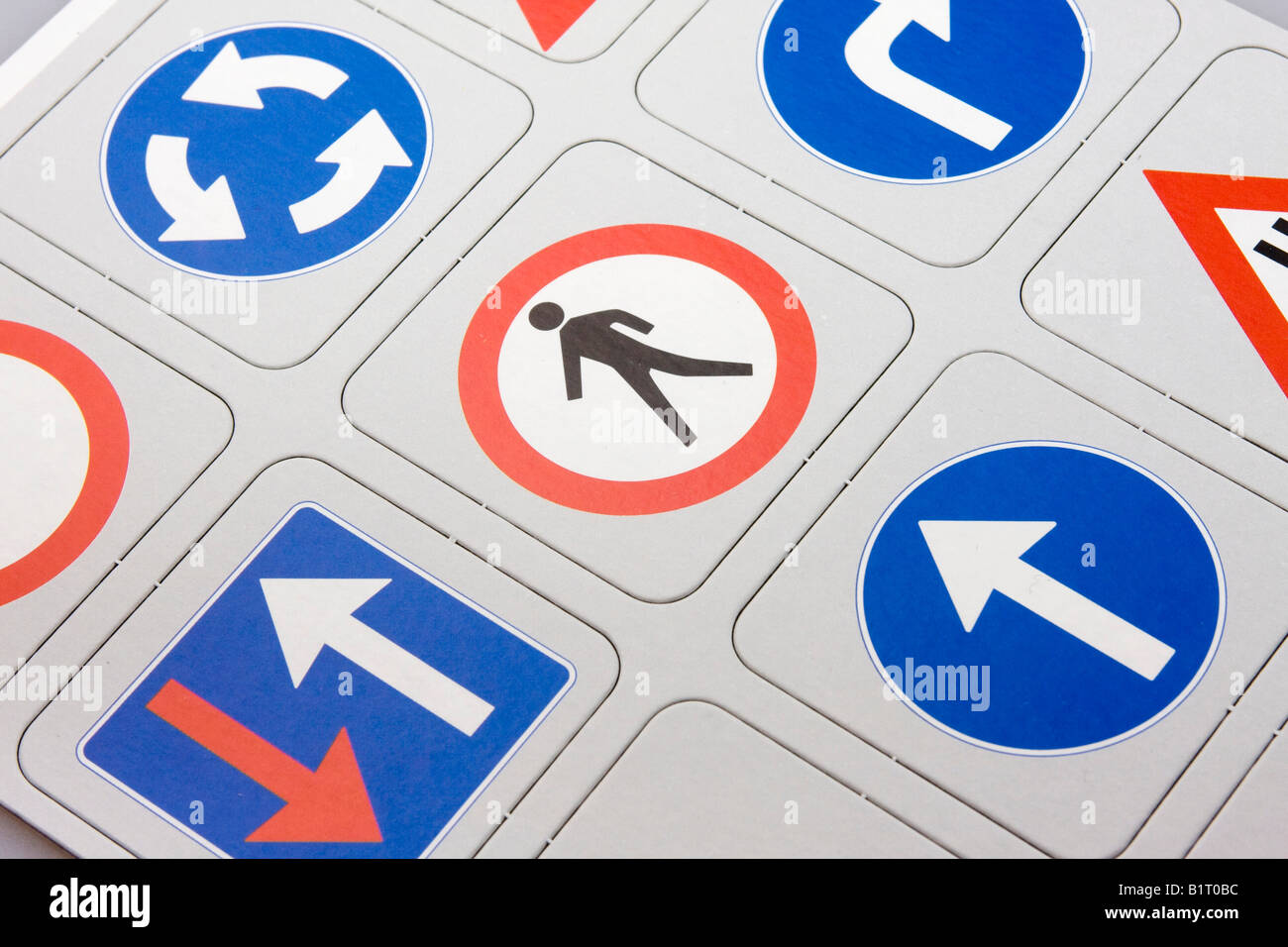 Printable Traffic Signs Arrow