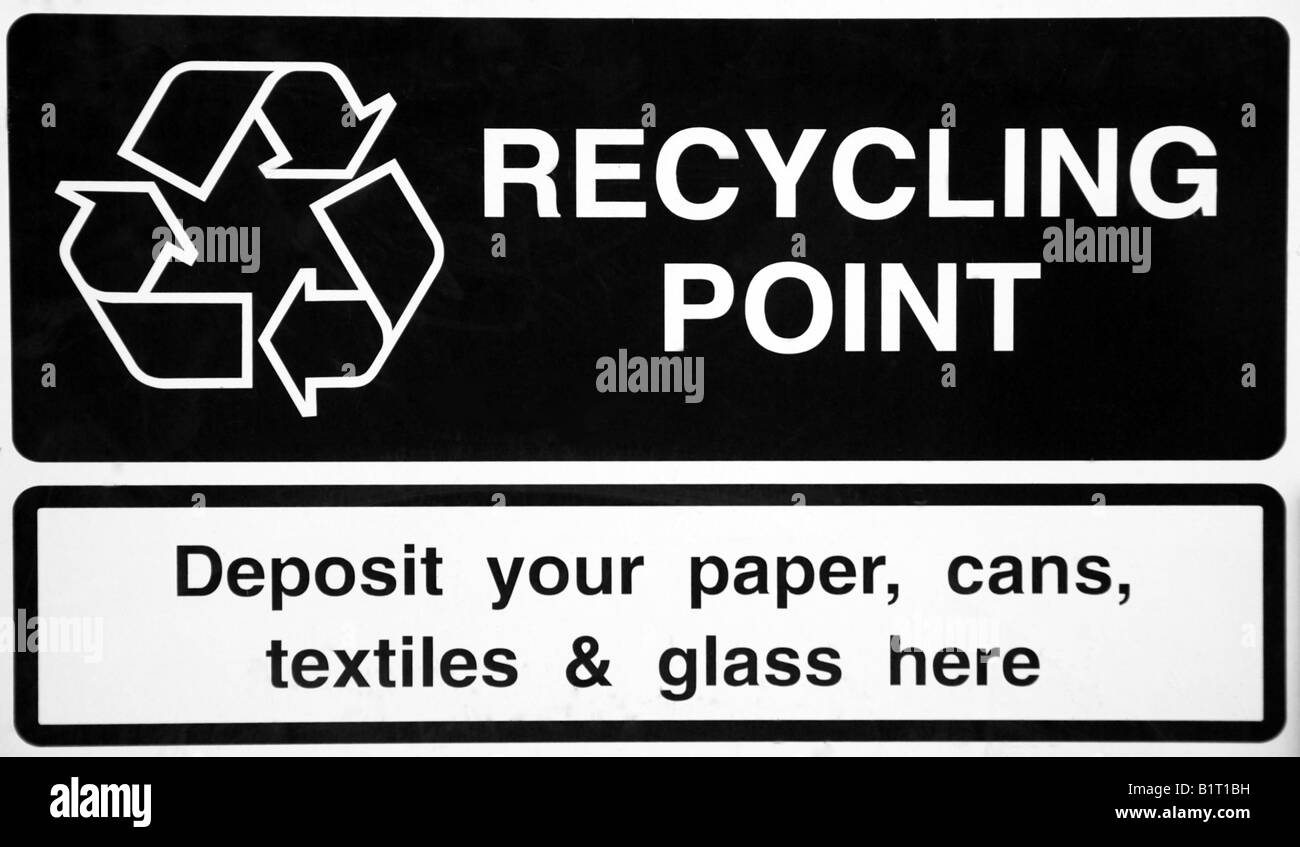 Recycling sign in black & white Stock Photo - Alamy