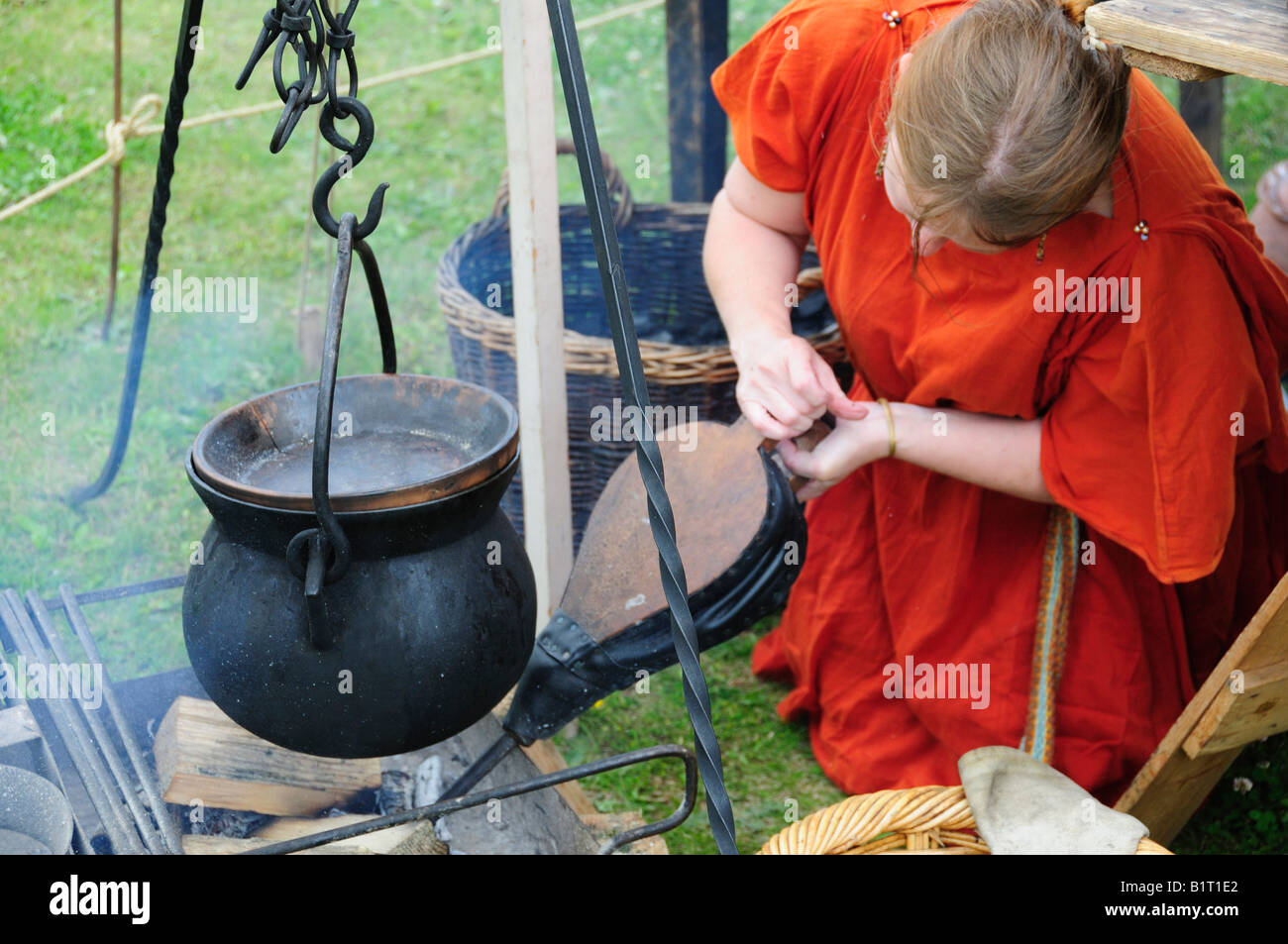 Bellows fire hi-res stock photography and images - Alamy