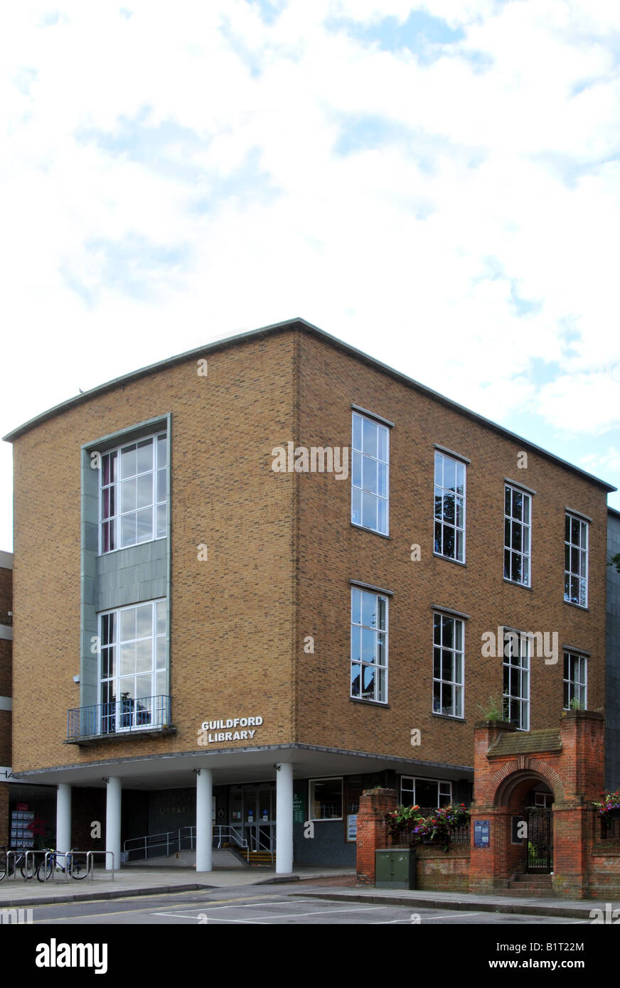 Library guildford hi-res stock photography and images - Alamy