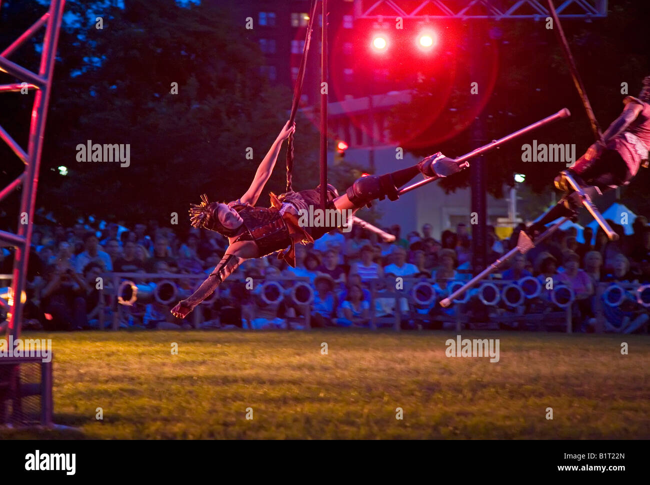 Acrobat swing hi-res stock photography and images - Alamy