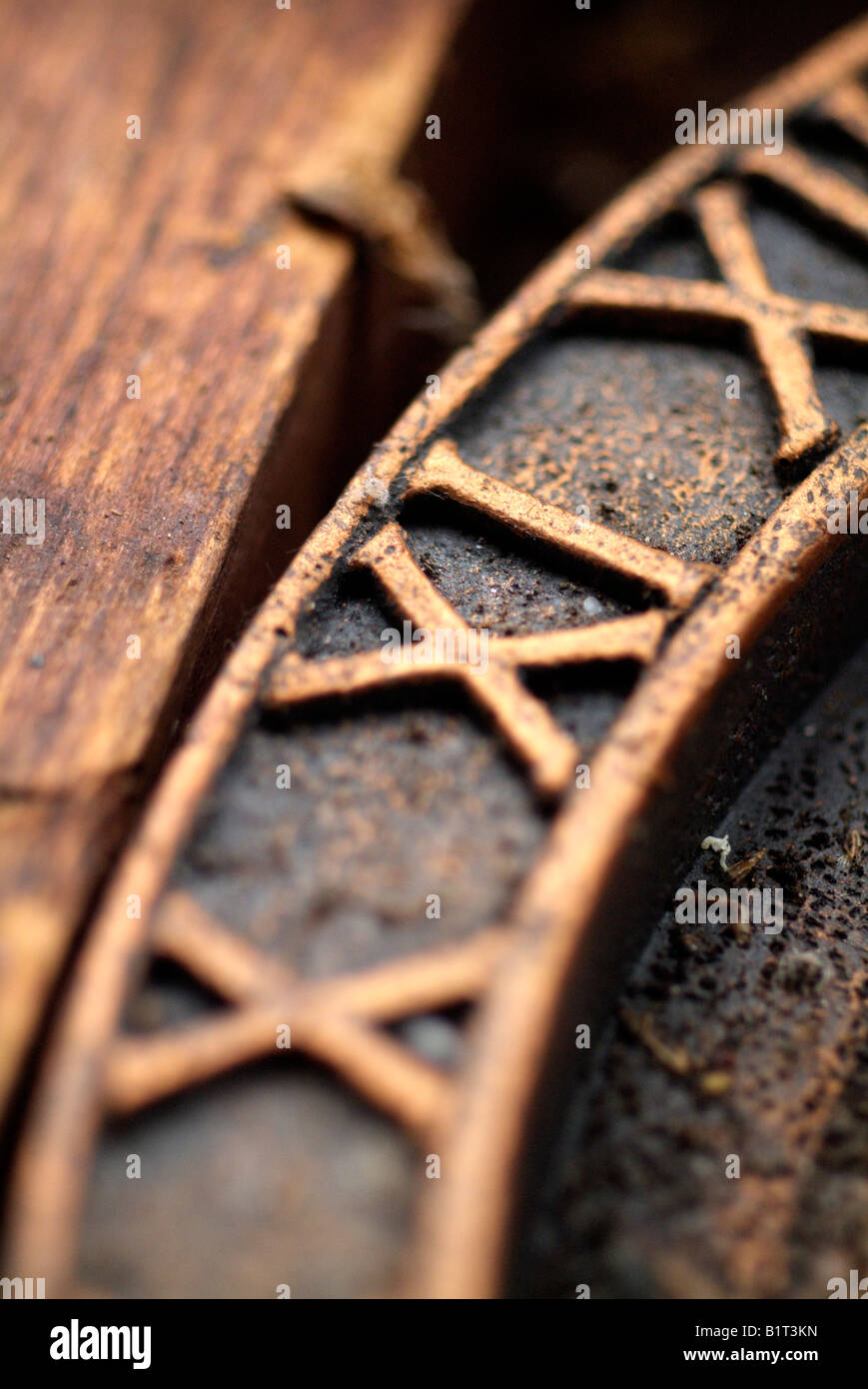 Time sundial hi-res stock photography and images - Alamy