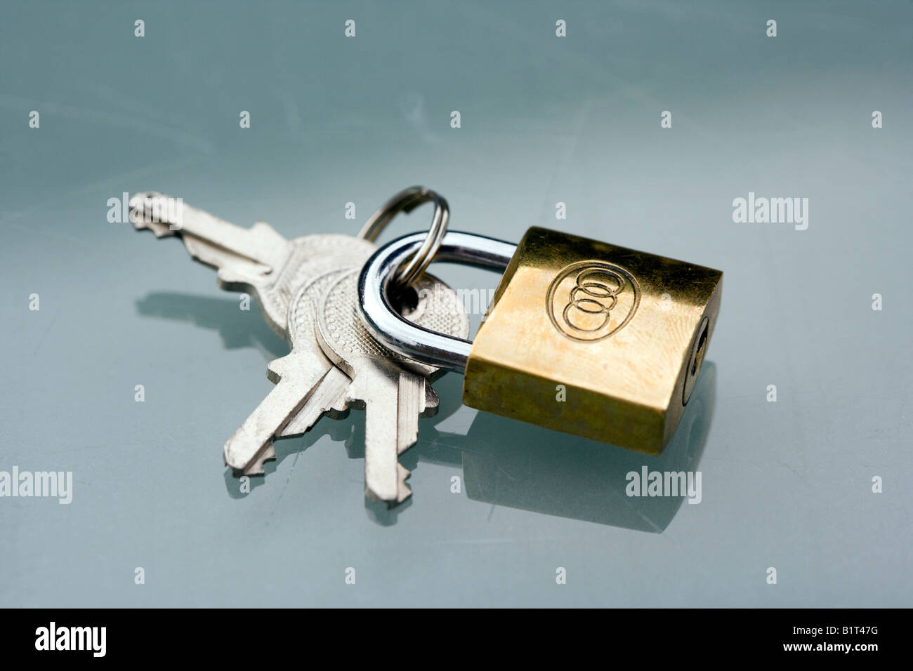 Secure items hi-res stock photography and images - Alamy