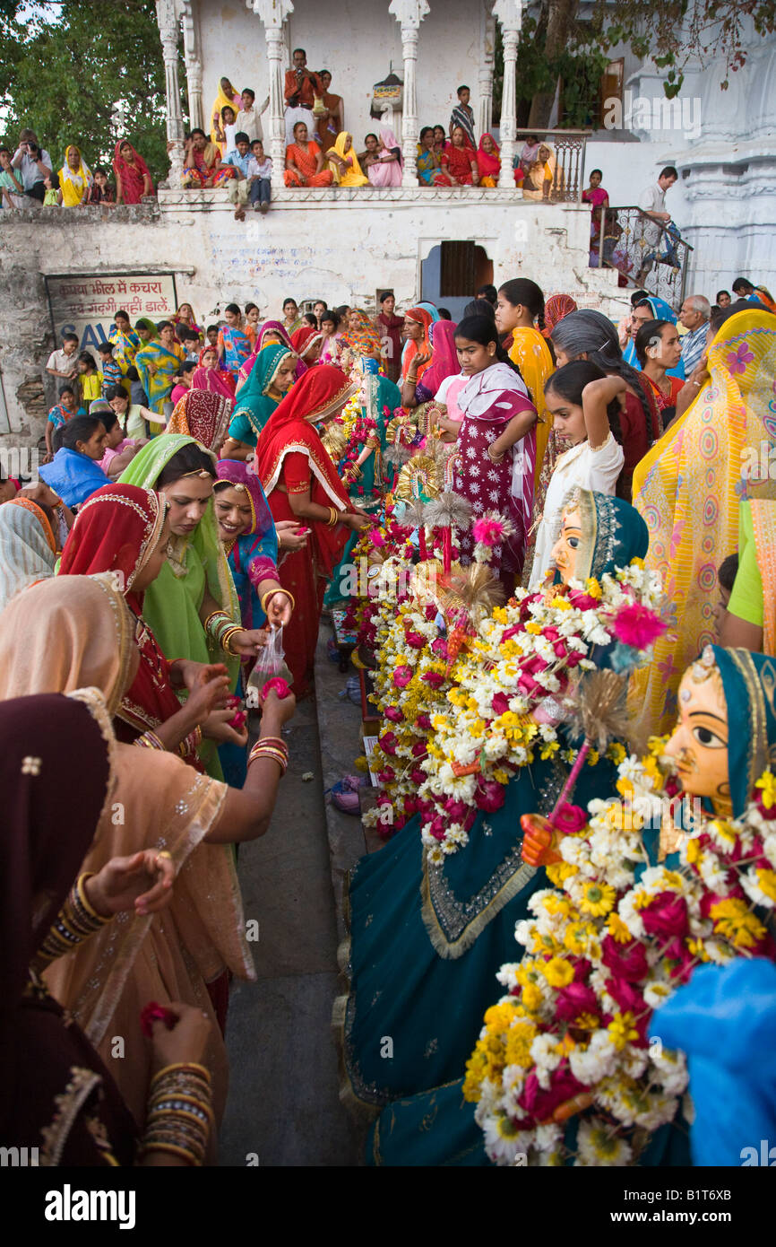 Gangur festival hi-res stock photography and images - Alamy