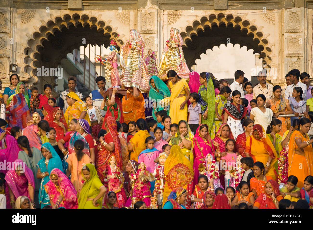 Gangur festival hi-res stock photography and images - Alamy