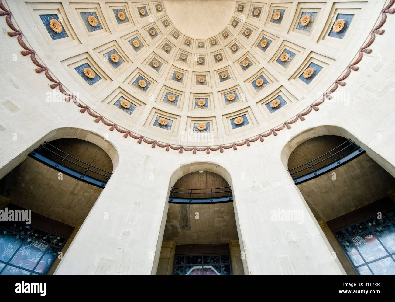 The ohio state university buckeyes hi-res stock photography and images ...