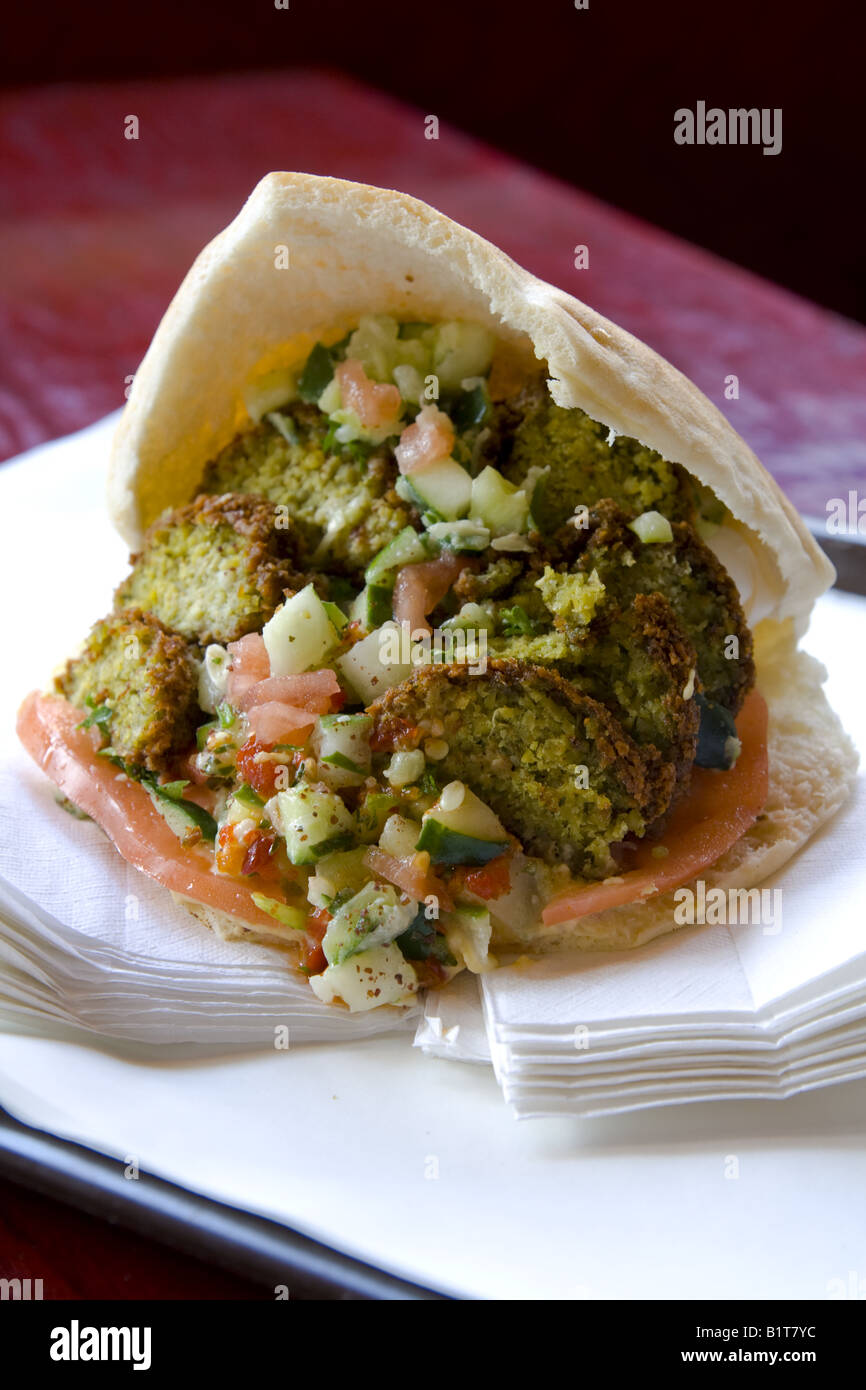Falafel sandwich hi-res stock photography and images - Alamy