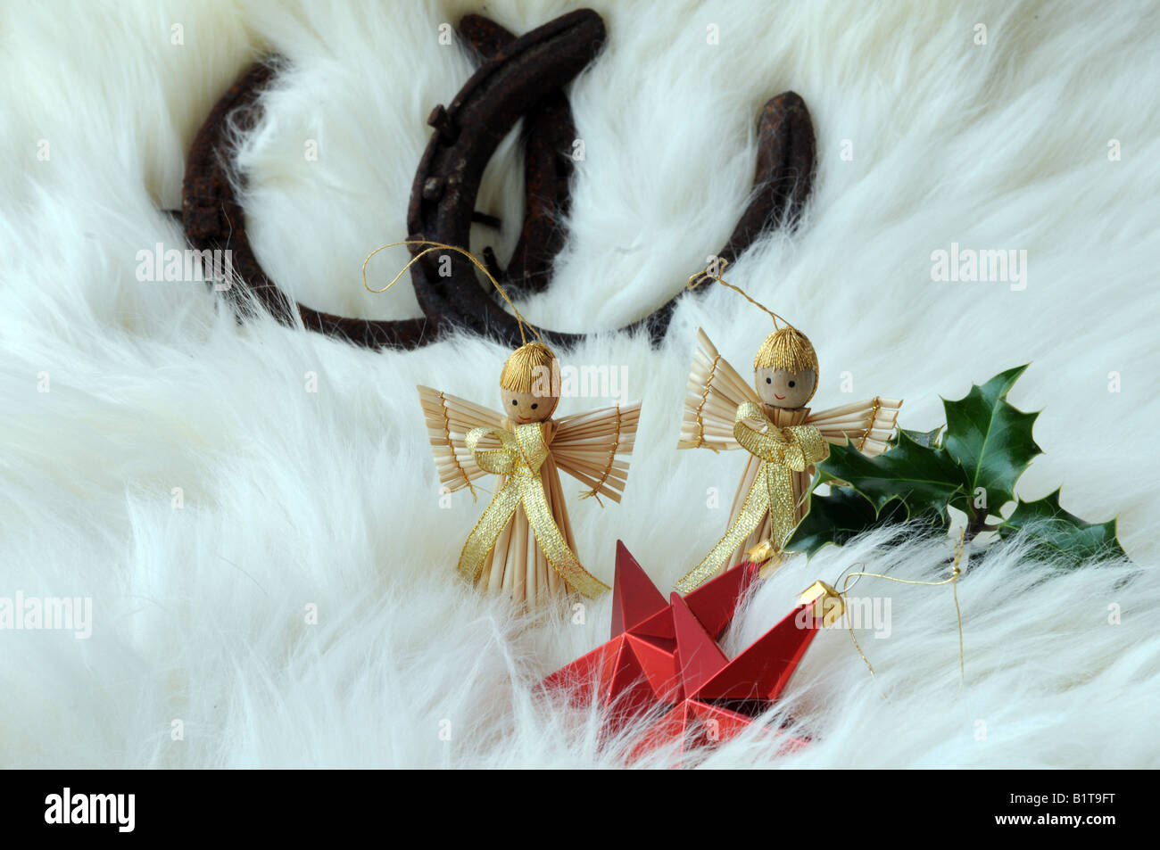 Christmas angles hi-res stock photography and images - Alamy
