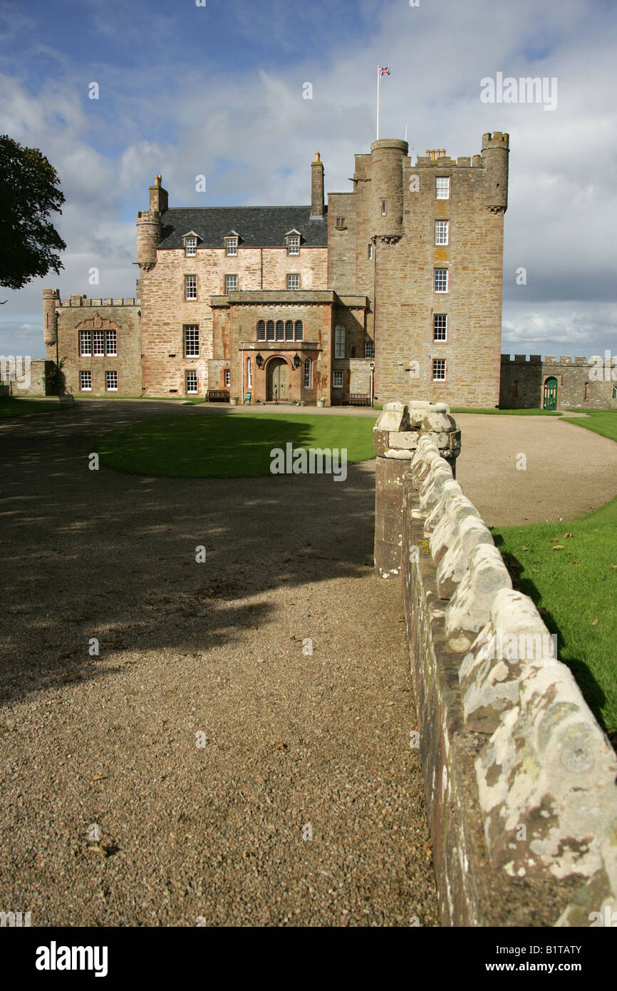 Scottish home castle mey hi-res stock photography and images - Alamy