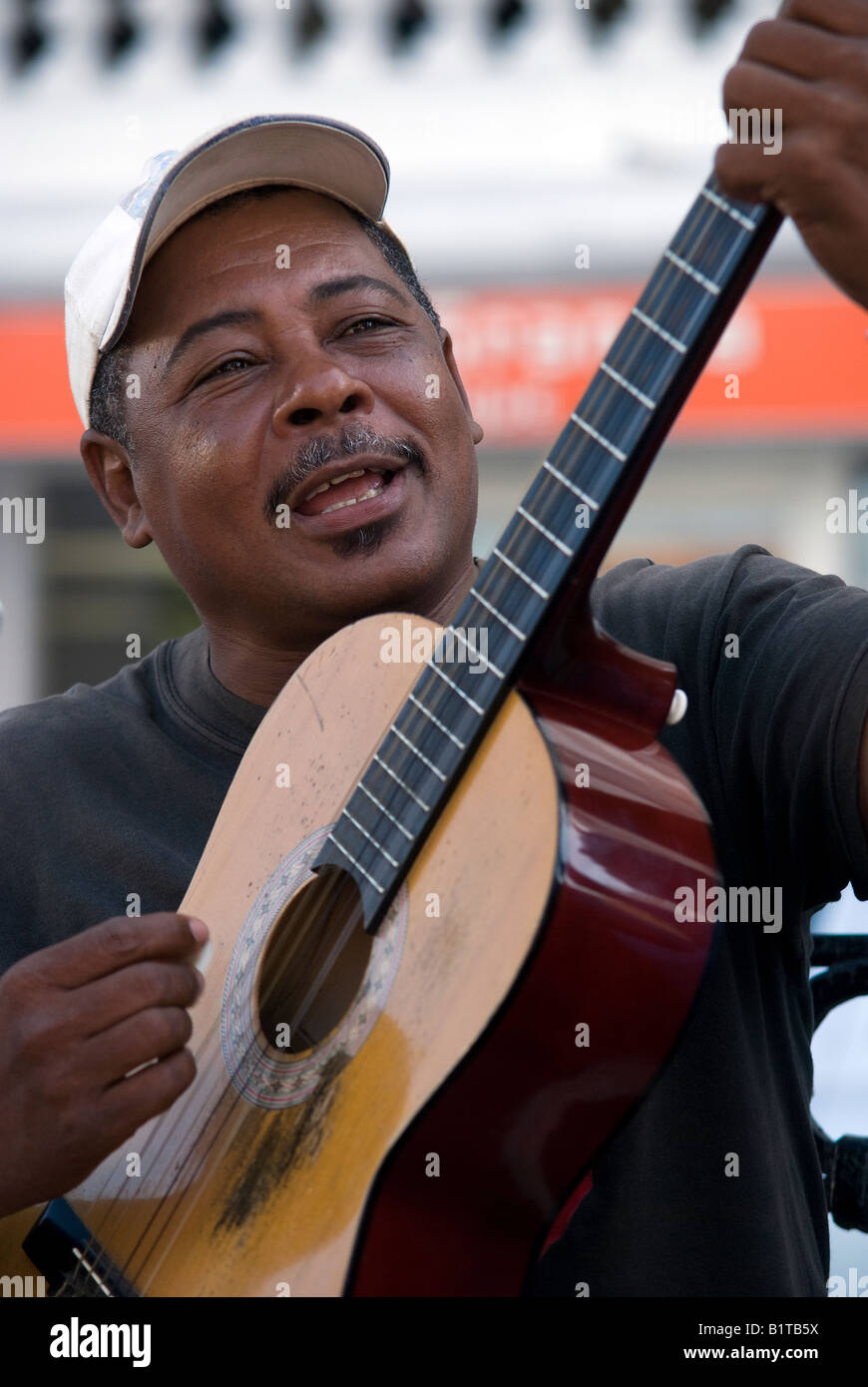 Cuban musician in Parque Céspedes, Santiago de Cuba Stock Photo - Alamy