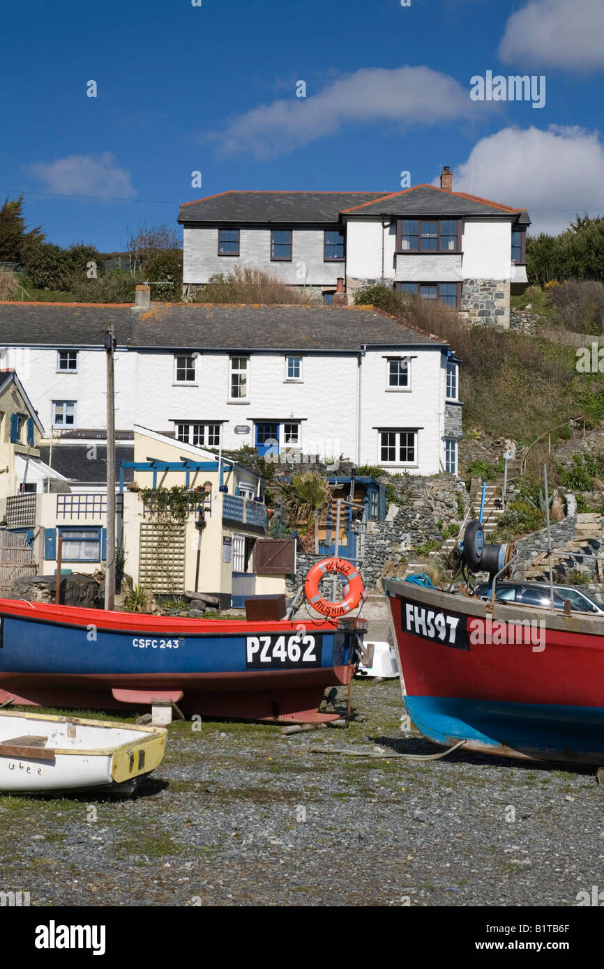 fishing boats on the beach at porthallow the lizard cornwall Stock ...