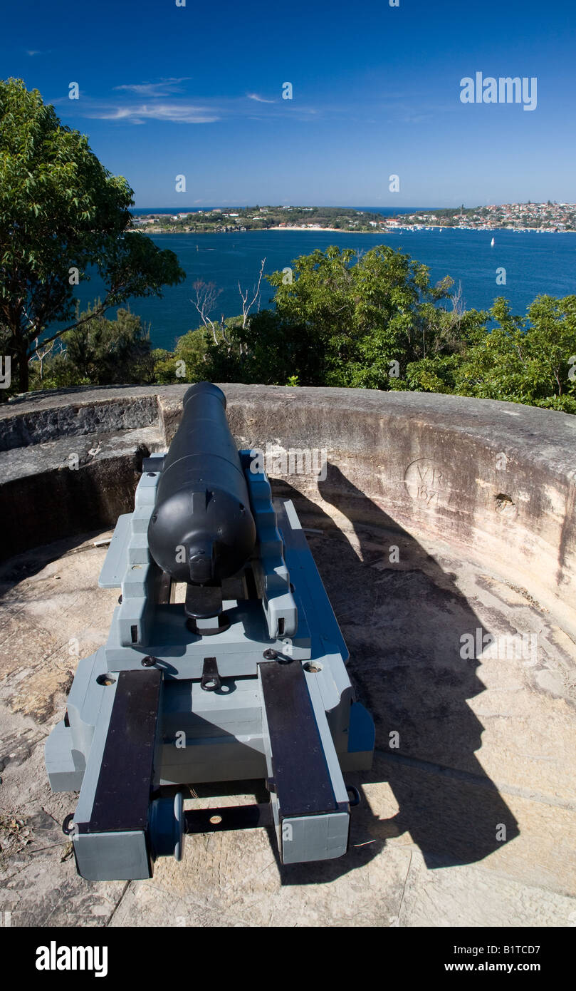 Old harbour defense canons at Middle Point Stock Photo - Alamy