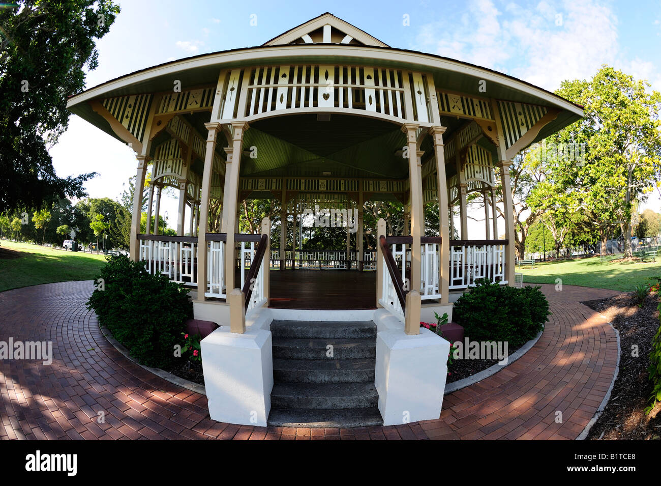 Rotunda pavilion hi-res stock photography and images - Alamy