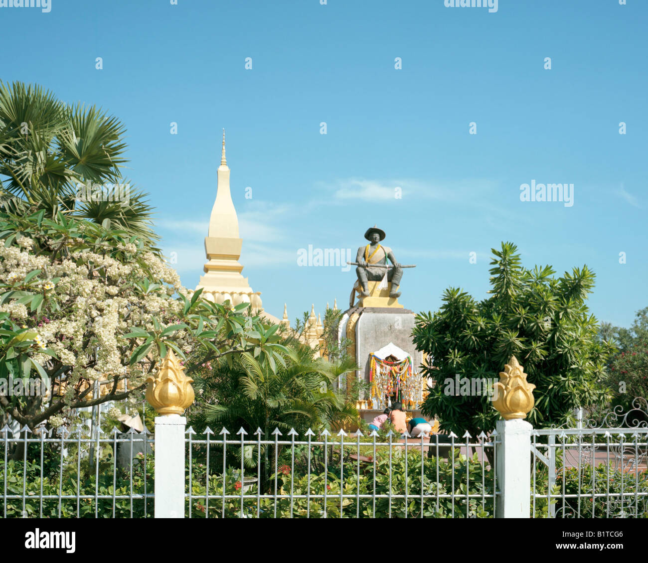 Monument at Pha That Luang Stock Photo - Alamy